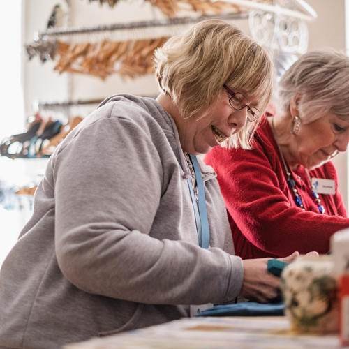 Volunteer for Pets | Volunteer at a charity shop | Blue Cross